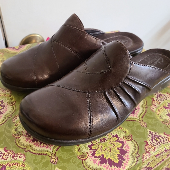 Clarks | Shoes | Clarks Artisan Clog Mule Leather Casual Everyday ...